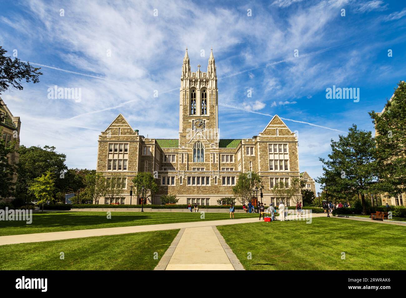 Boston campus quad hi-res stock photography and images - Alamy