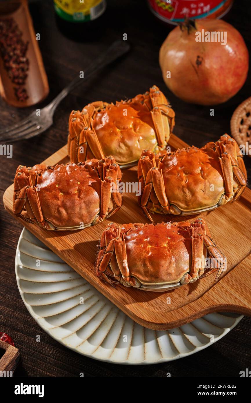 steaming shanghai hairy crabs, chinese cuisine，Mitten Crab, shanghai ...