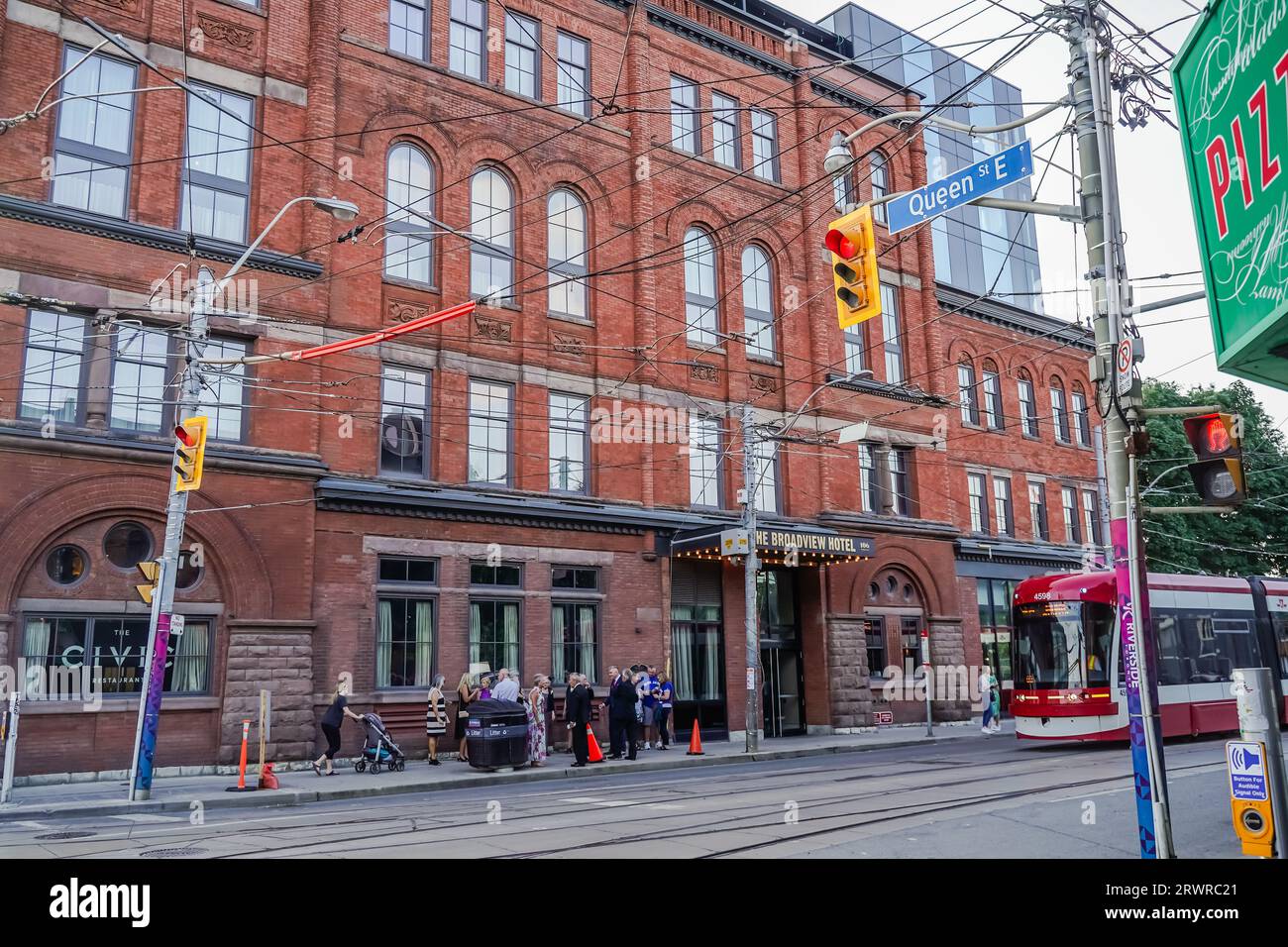 The Broadview Hotel main entrance in Toronto Stock Photo - Alamy