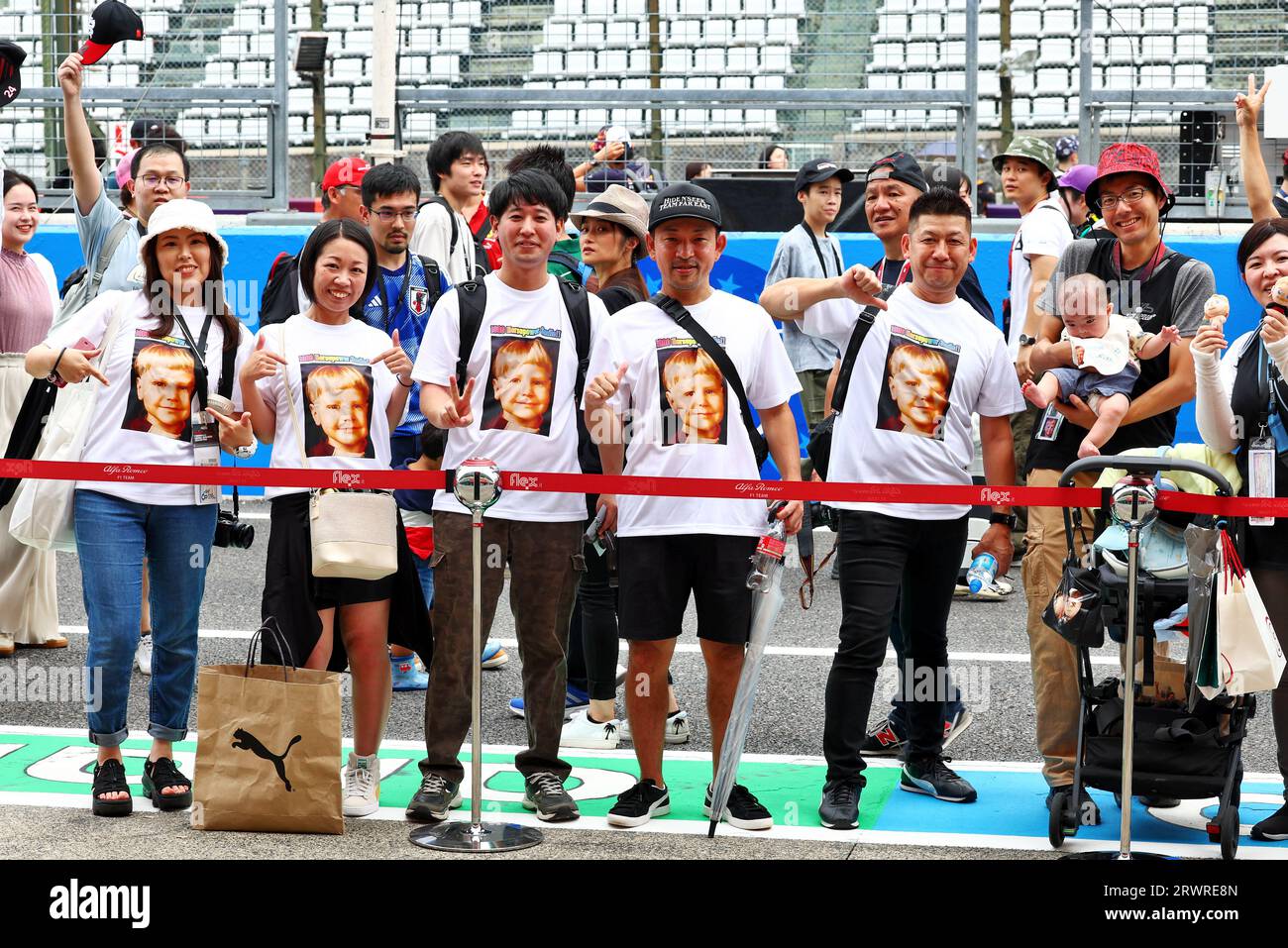 Suzuka, Japan. 21st Sep, 2023. Circuit atmosphere - Valtteri Bottas ...