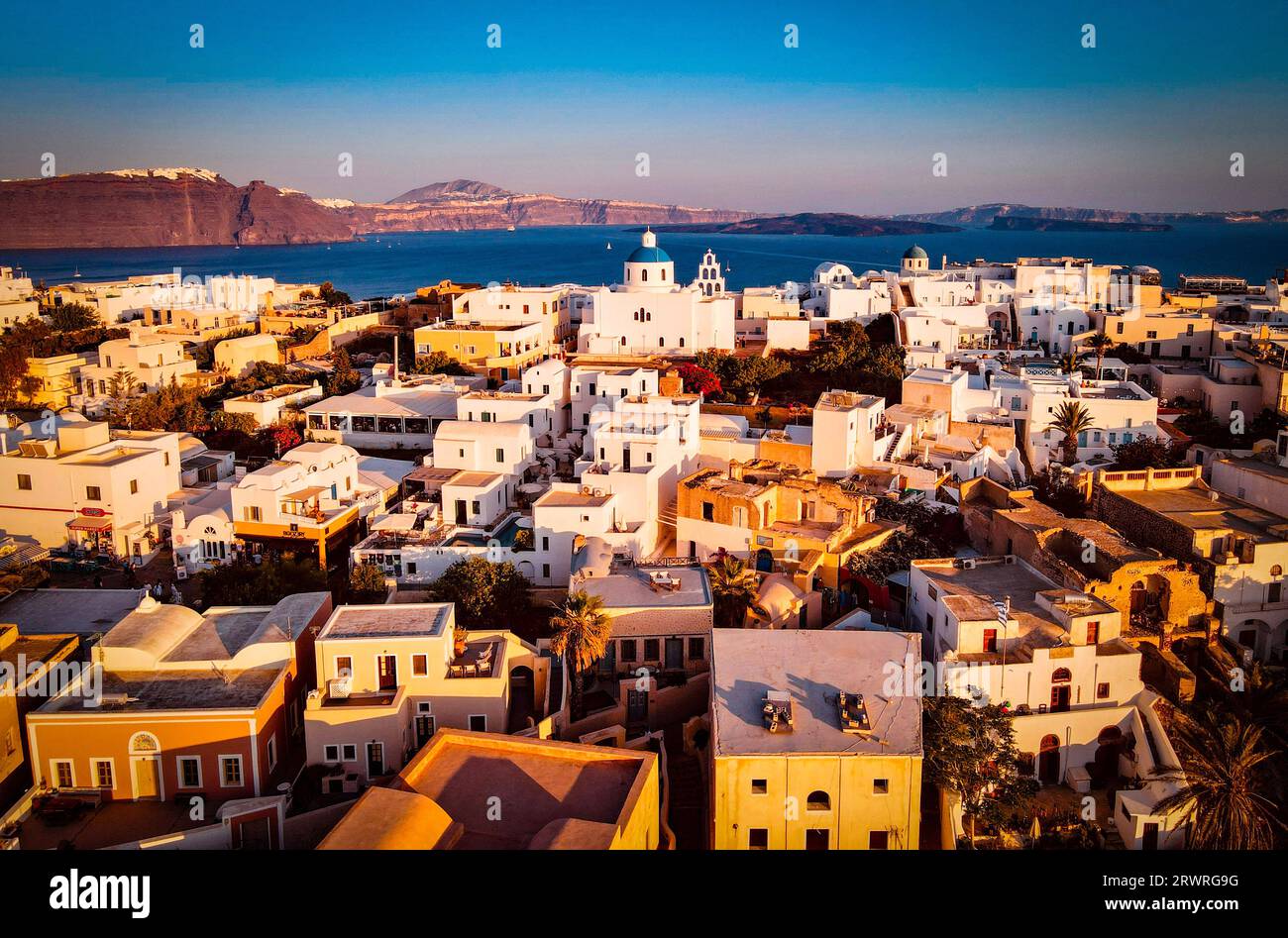 Captivating Scenery: Where Beauty Meets the Horizon Stock Photo - Alamy