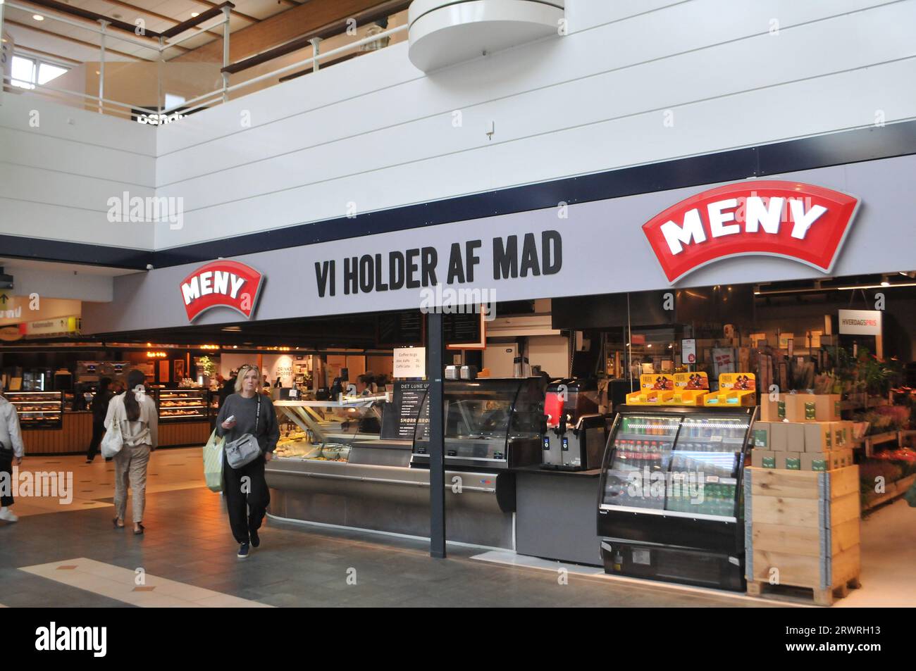 Meny grocery store hi-res stock photography and images - Alamy