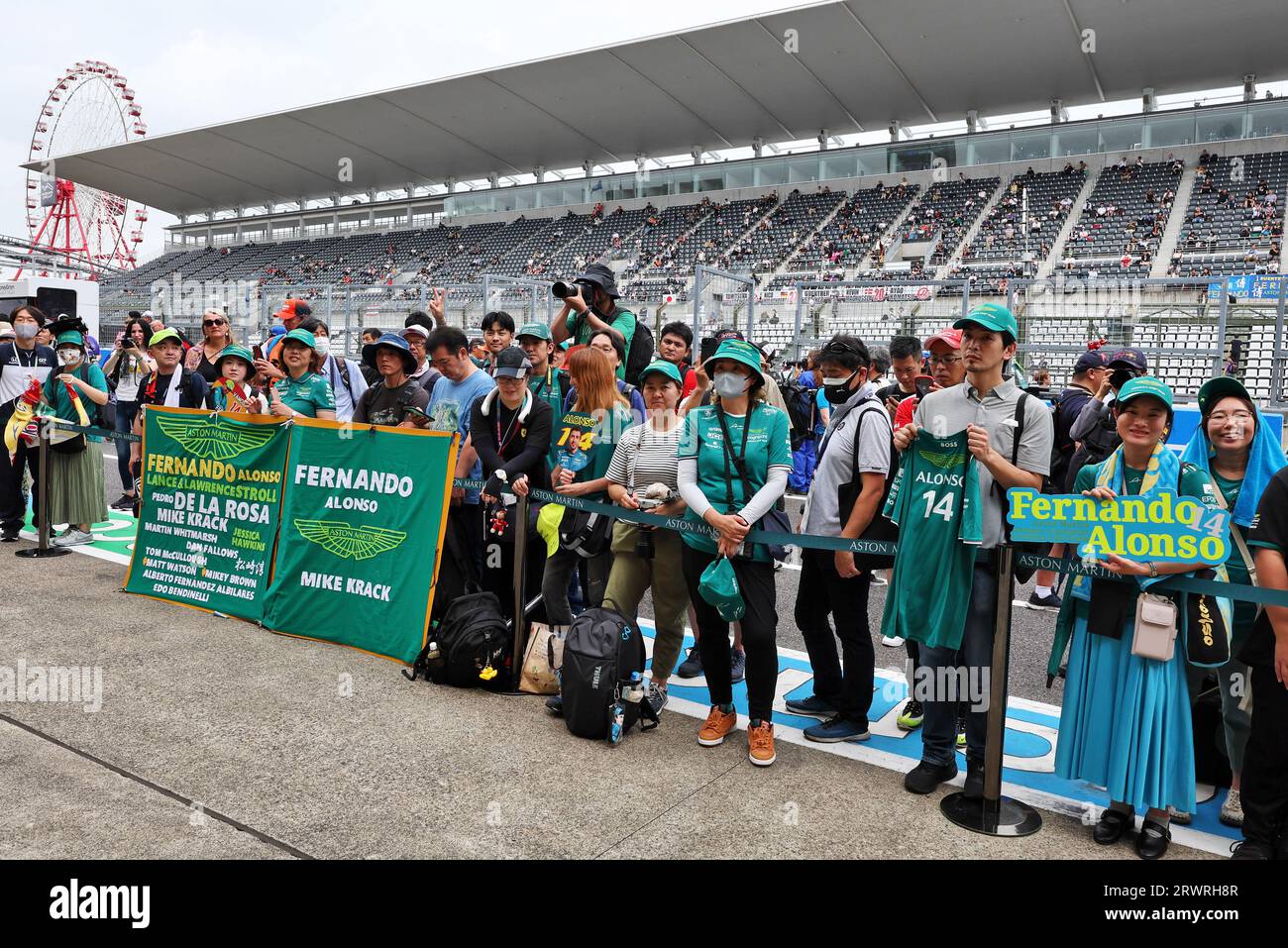 Suzuka, Japan. 21st Sep, 2023. Circuit atmosphere - Aston Martin F1 ...