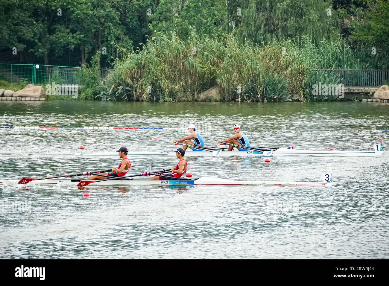 Hangzhou, China's Zhejiang Province. 21st Sep, 2023. Chan Tik Lun (R ...
