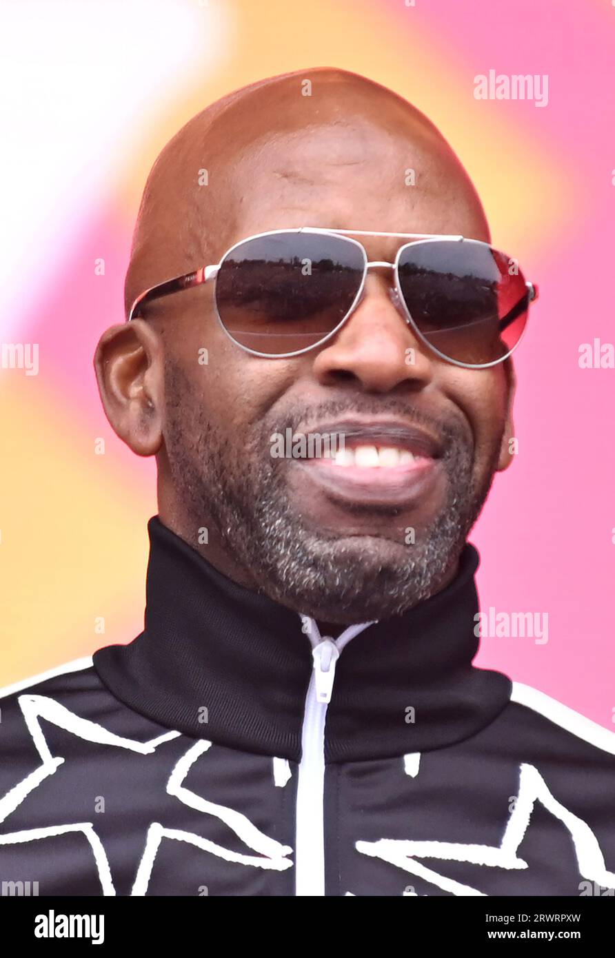Dj spoony hi-res stock photography and images - Alamy