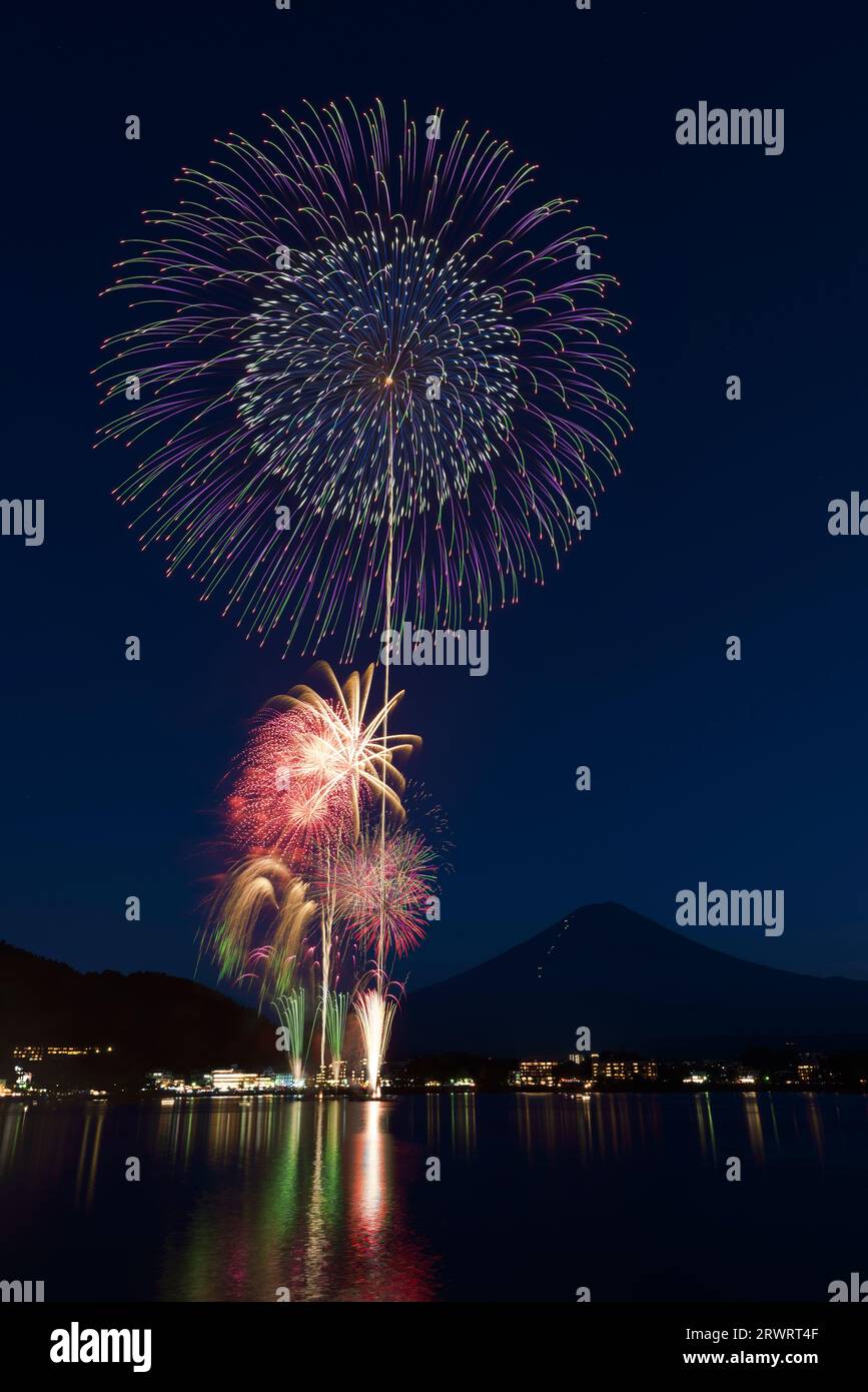 Fuji and Kawaguchiko Lake Festival Fireworks Display Stock Photo - Alamy