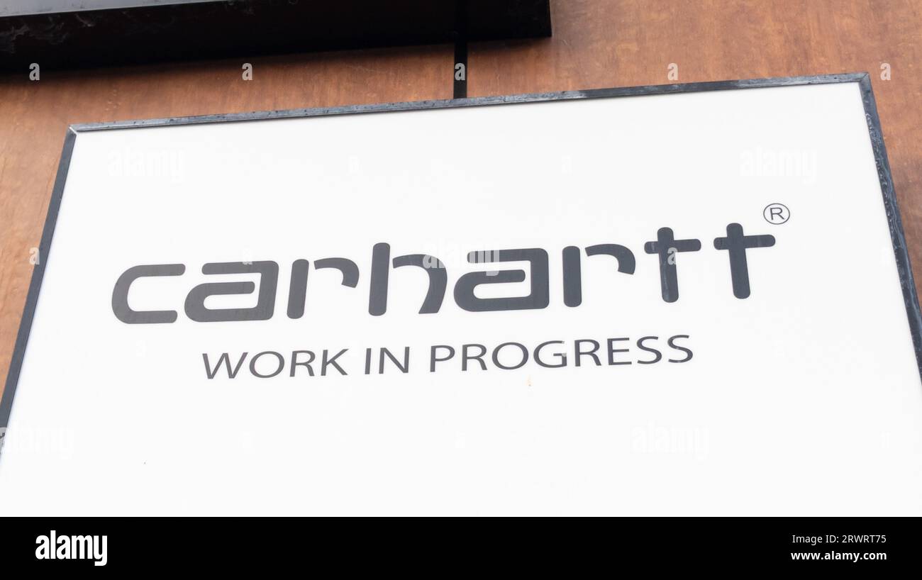 Carhartt logo brand hi-res stock photography and images - Alamy