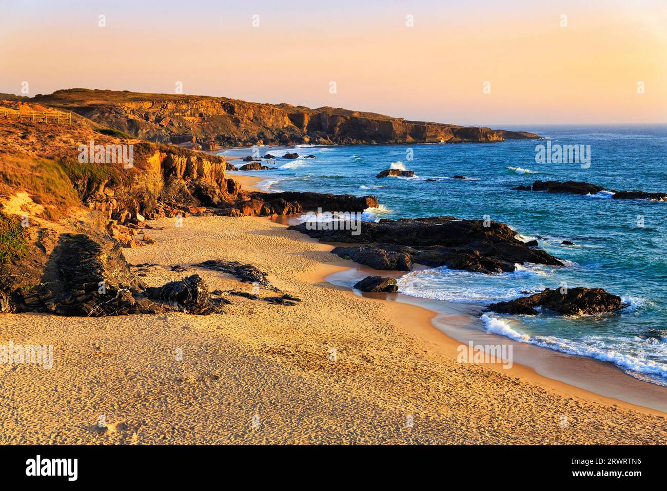 Costa v hi-res stock photography and images - Alamy