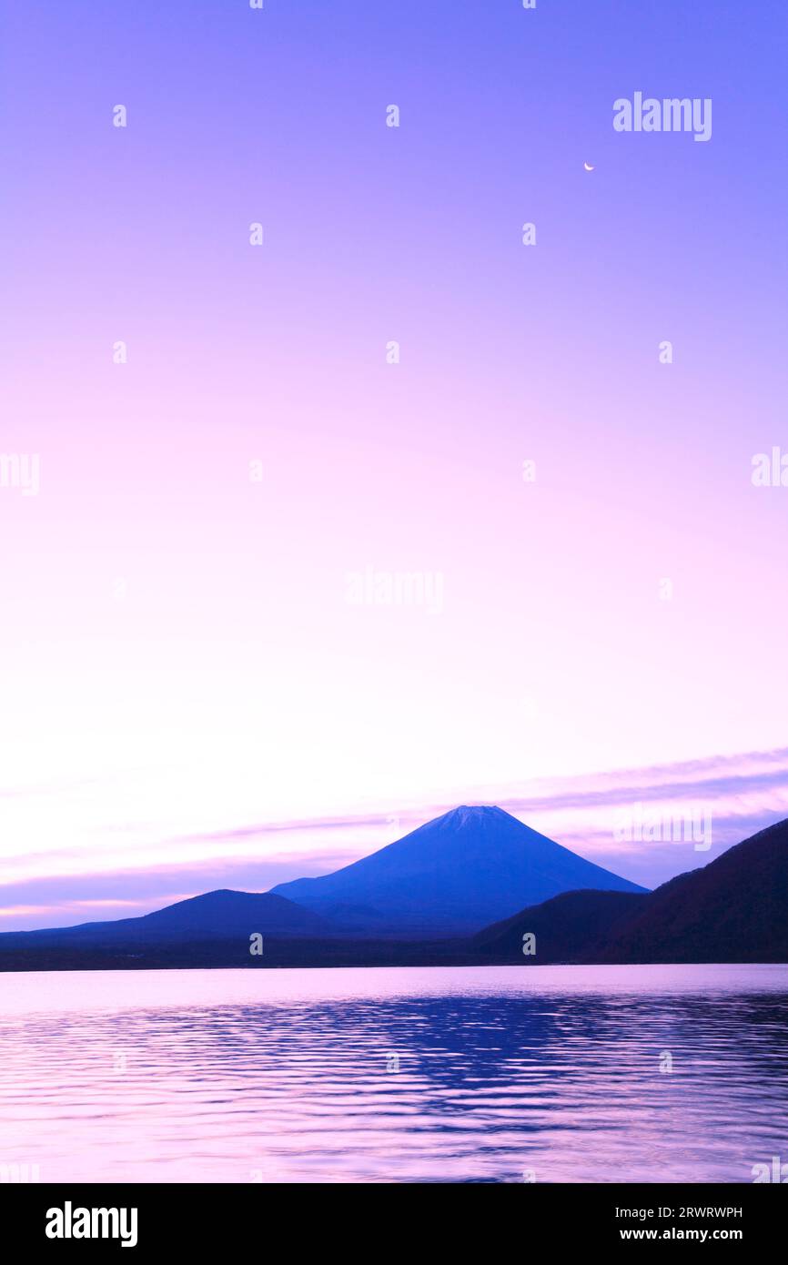 Fuji and the moon in the morning sky from Lake Motosu Stock Photo - Alamy