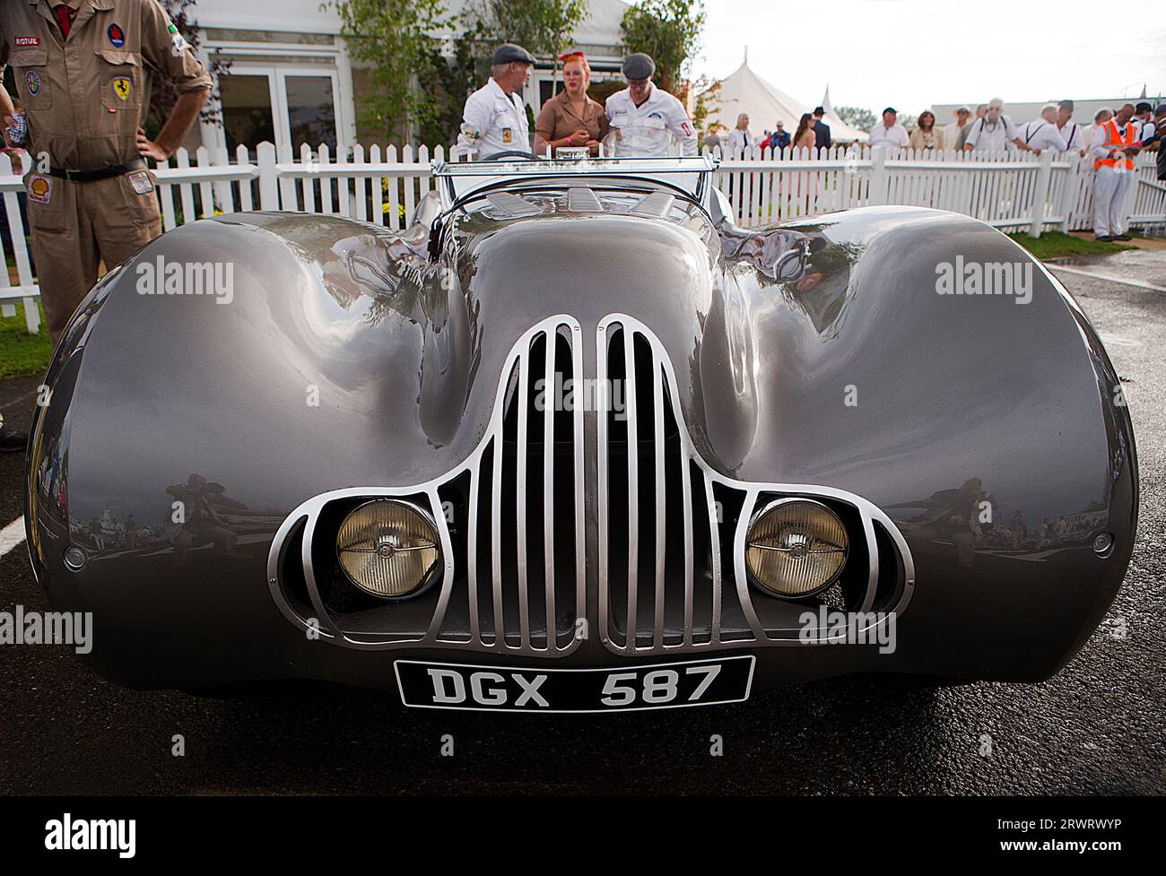 Ss100 chassis hi-res stock photography and images - Alamy
