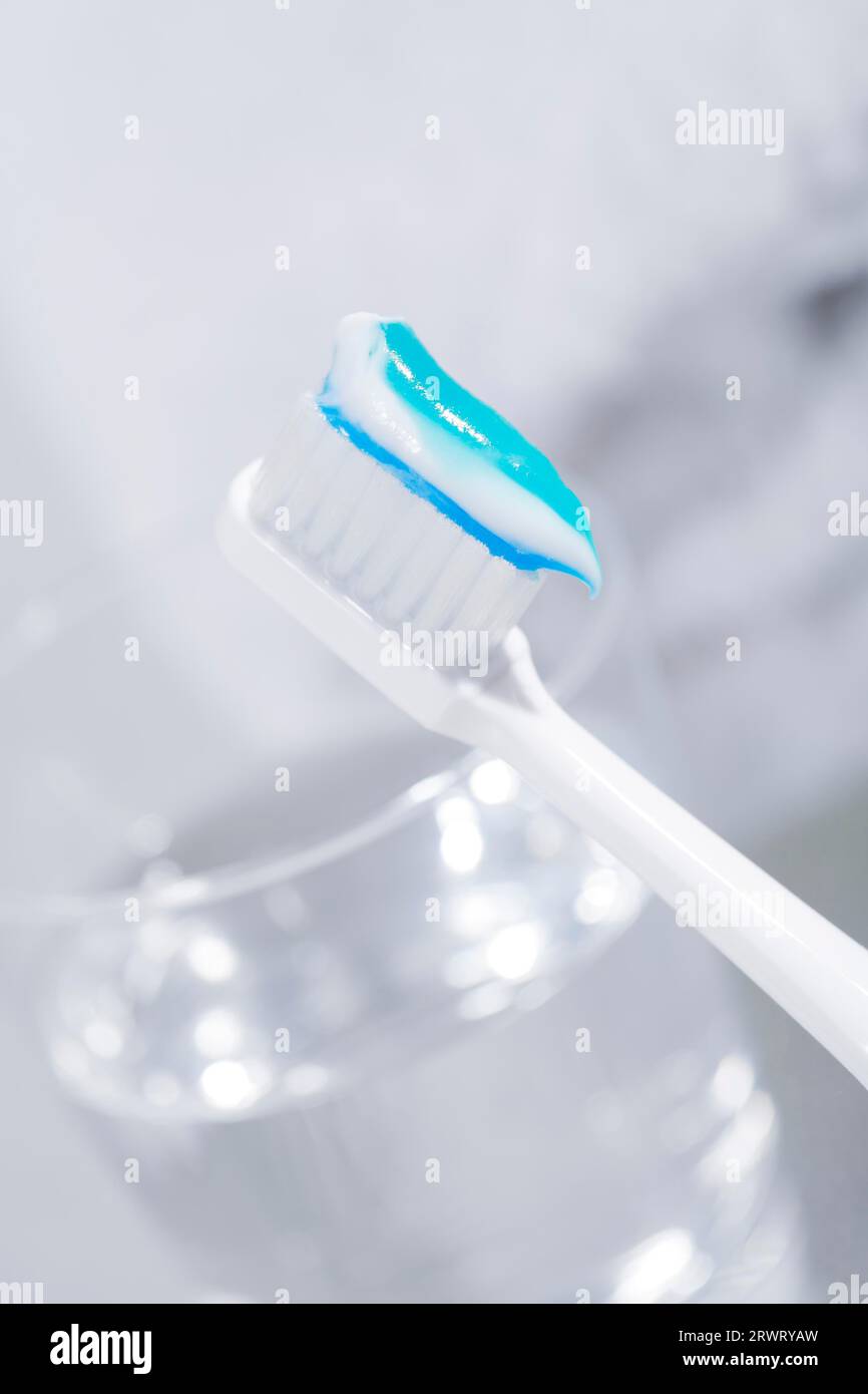 Paste glass hi-res stock photography and images - Alamy