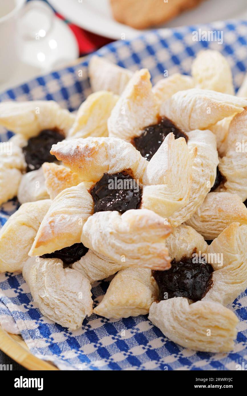 Finnish christmastime puff pastries with dried plum marmalade ...