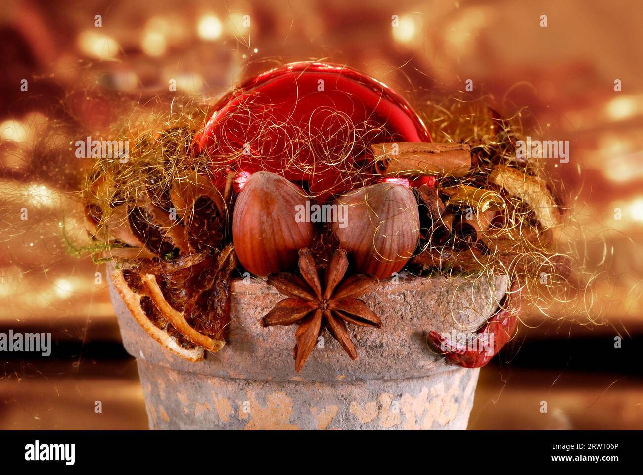 Advent flower arrangement christmas decoration hi-res stock photography ...