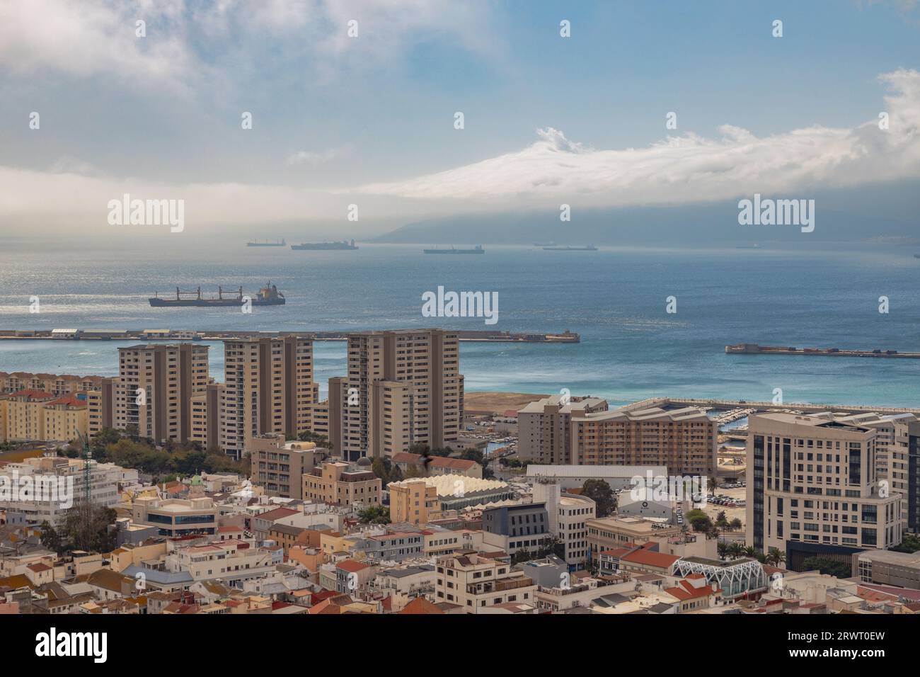 Ships at historic gibraltar hi-res stock photography and images - Alamy