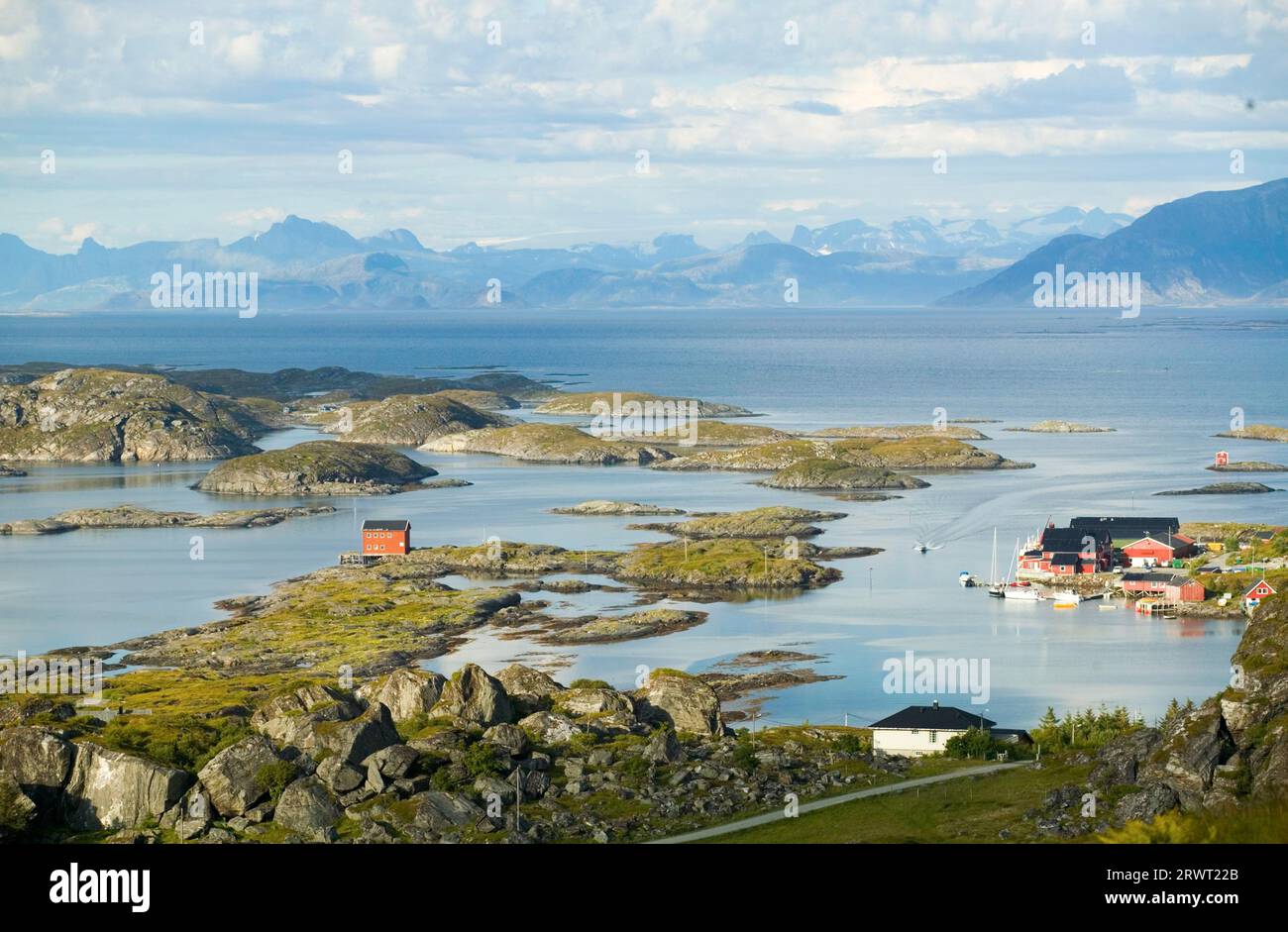 Glaciated coastal and island landscape hi-res stock photography and ...