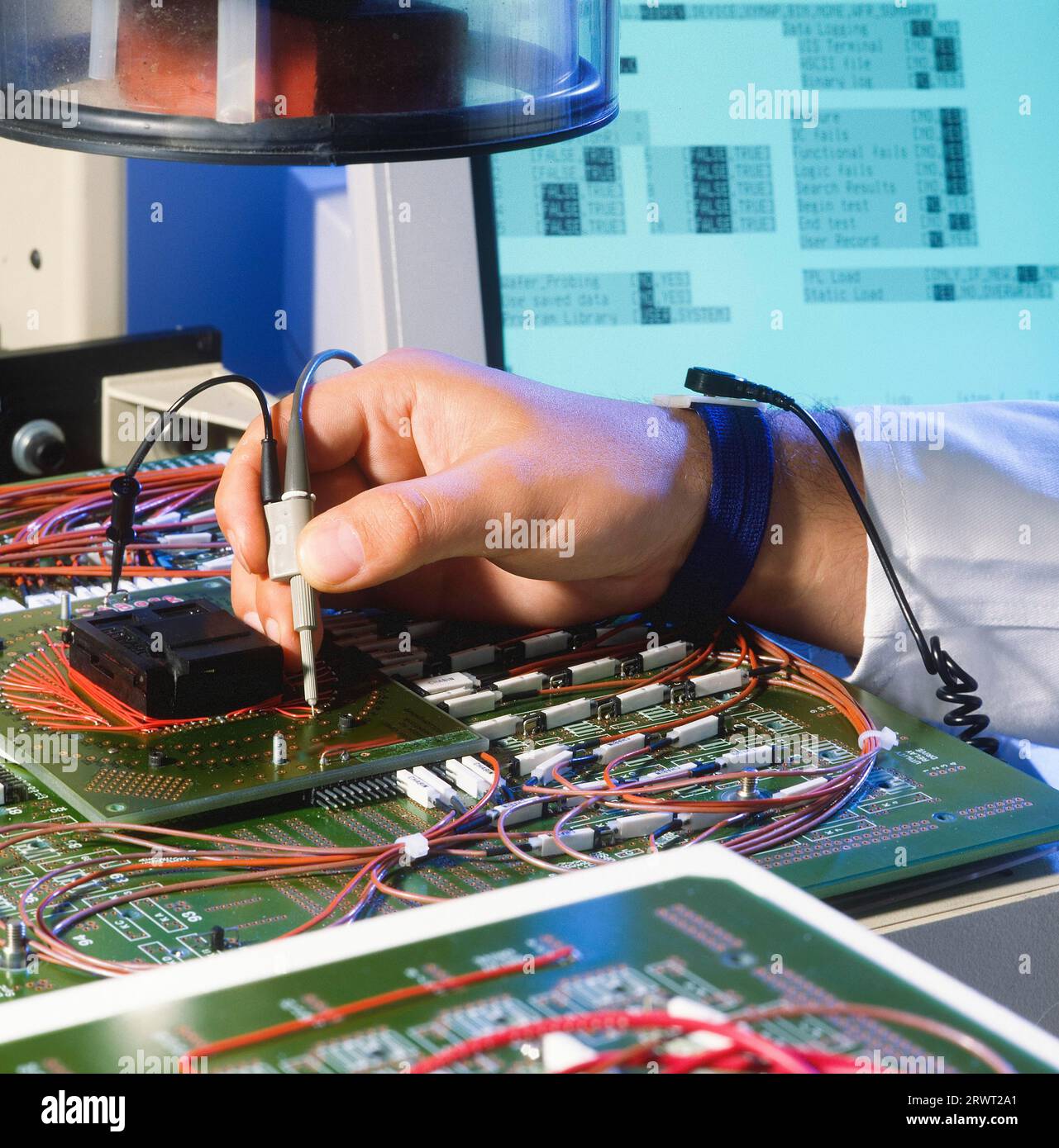 Measurement laboratory for microelectronics Stock Photo - Alamy