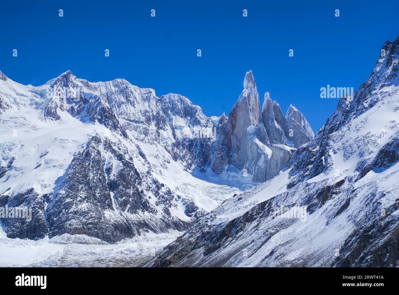 Mountains in the Famous Argentinian Los Glaciares National Park Stock ...