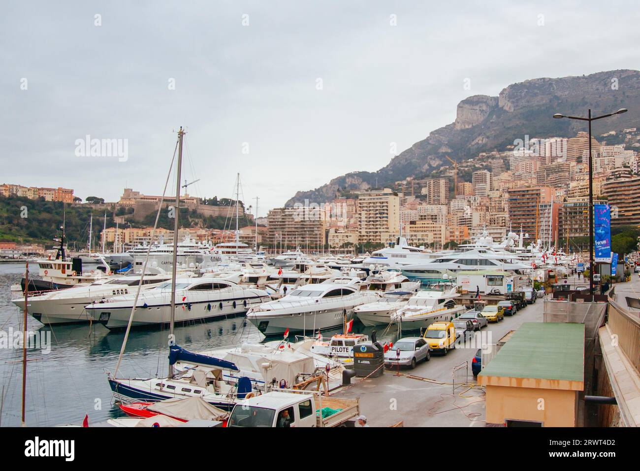 Monte Carlo, Monaco, March 7th 2008: Views over the harbours and ...