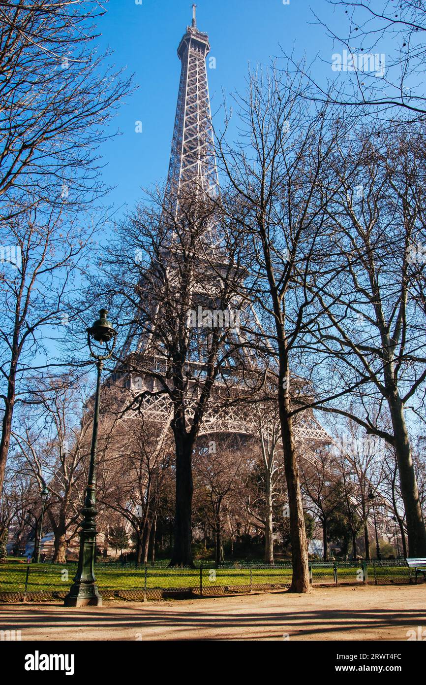 The stunning architecture and detail of the Eiffel Tower in Paris ...