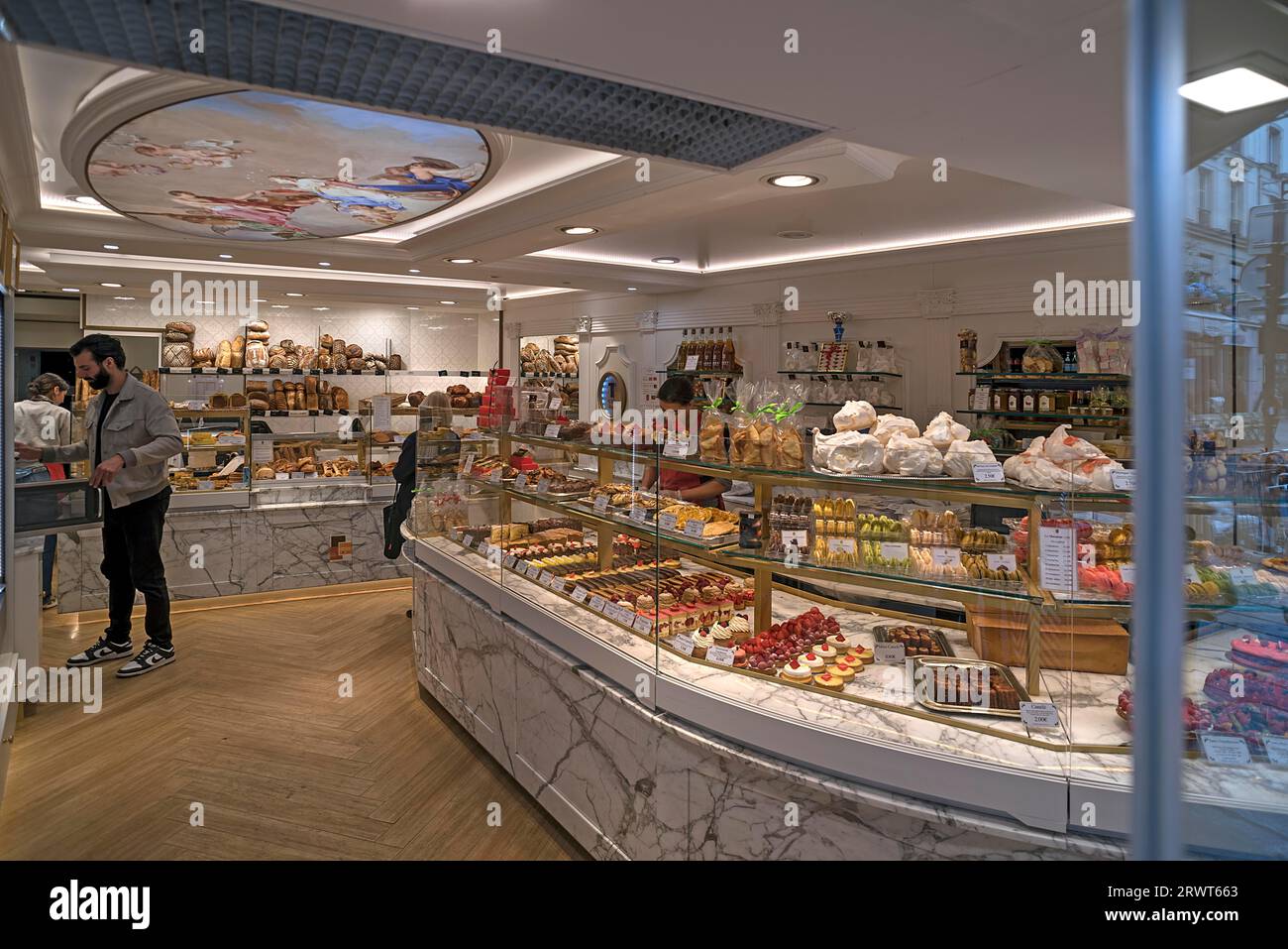 Bakery and pastry shop, Paris, France, Europe Stock Photo - Alamy