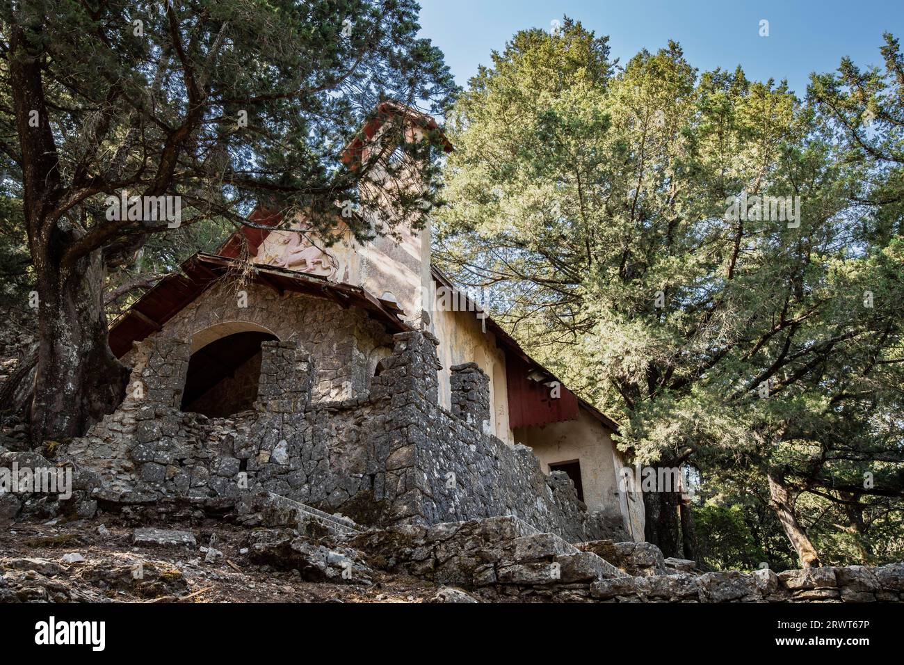 Lost Place, Chapel, Villa de Vecci, Villa Mussolini, Rhodes, Greece ...