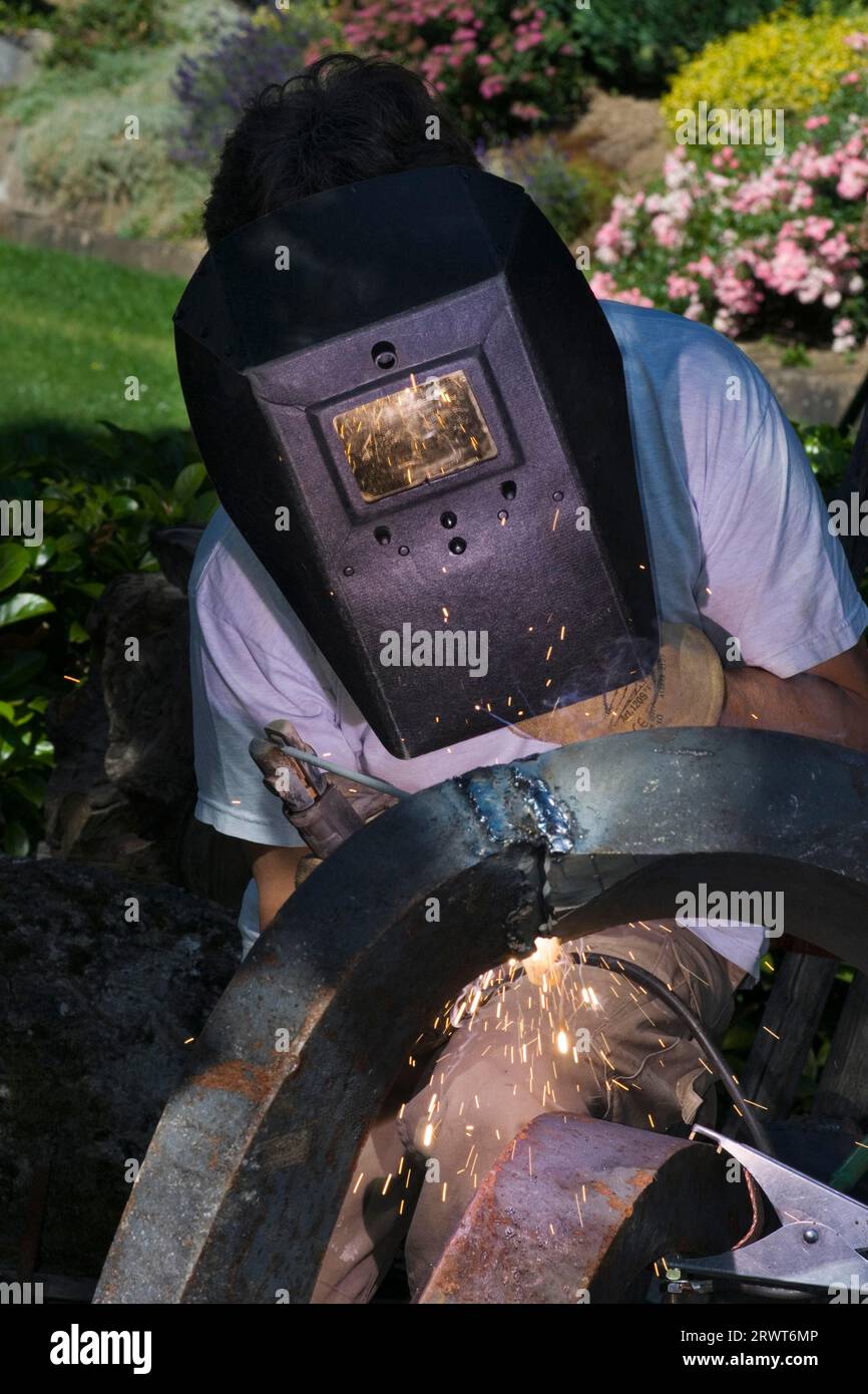Welding face shield hi-res stock photography and images - Alamy