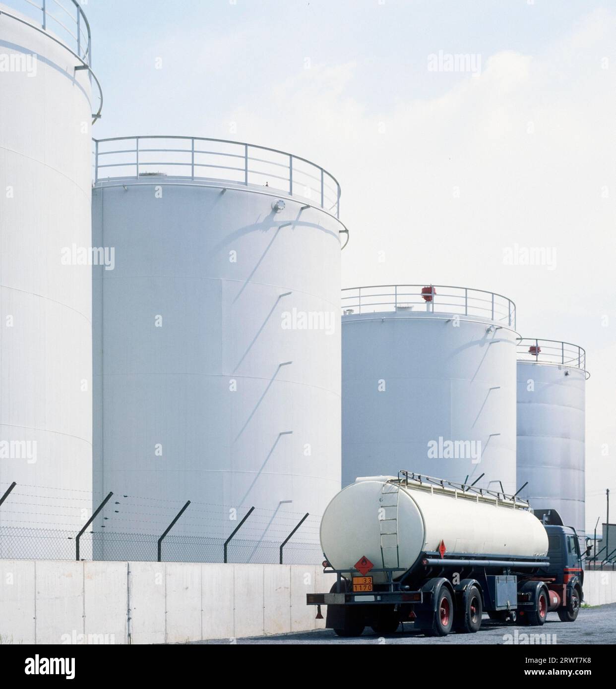 Tanker truck and oil refinery hi-res stock photography and images - Alamy