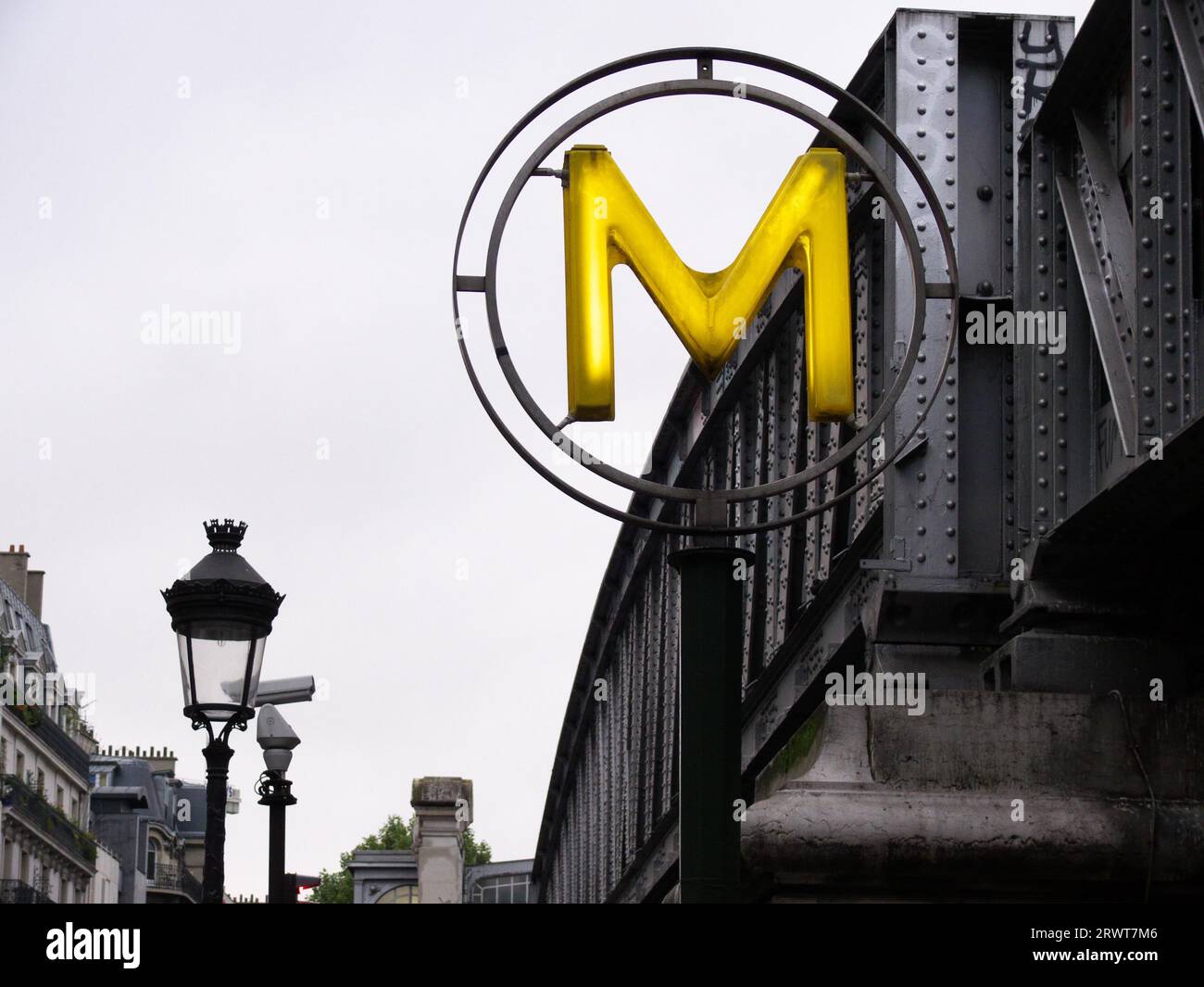 Control de metro hi-res stock photography and images - Alamy