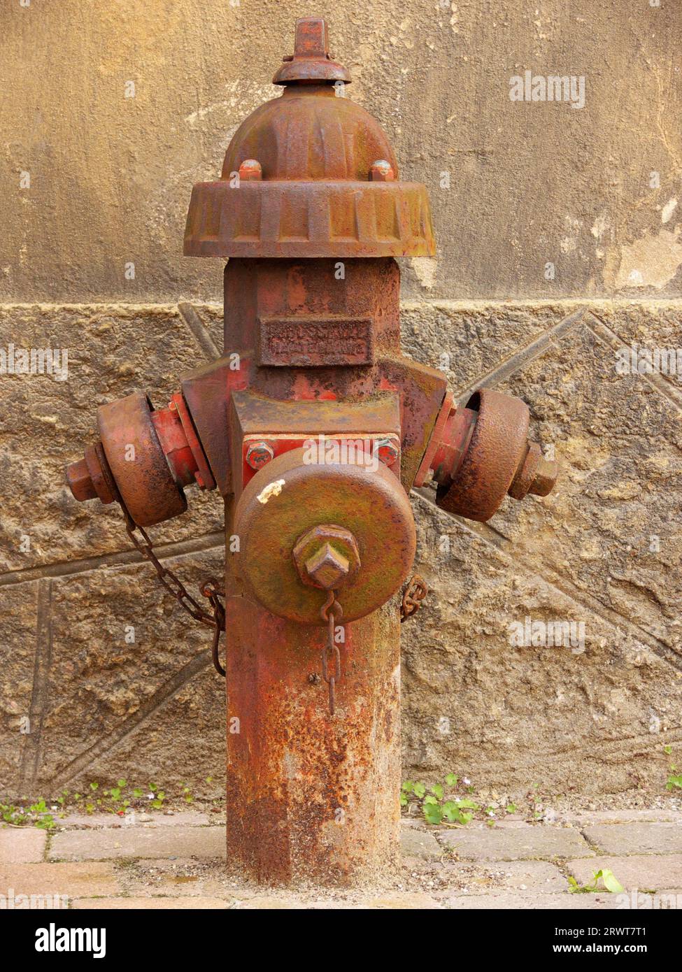 Old hydrant, although no longer in use, because of its Stock Photo - Alamy