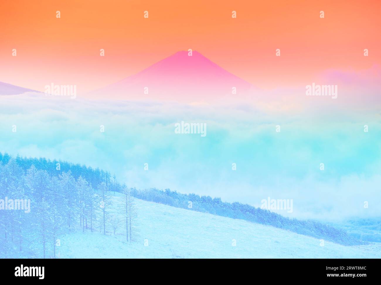 Airy photo of Mt. Fuji, foggy ice and sea of clouds in the morning ...