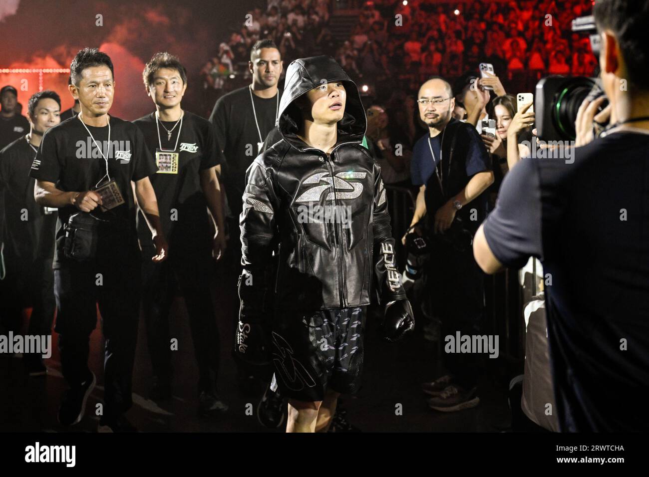 Tenshin Nasukawa of Japan before the 8 Rounds boxing bout at Ariake ...