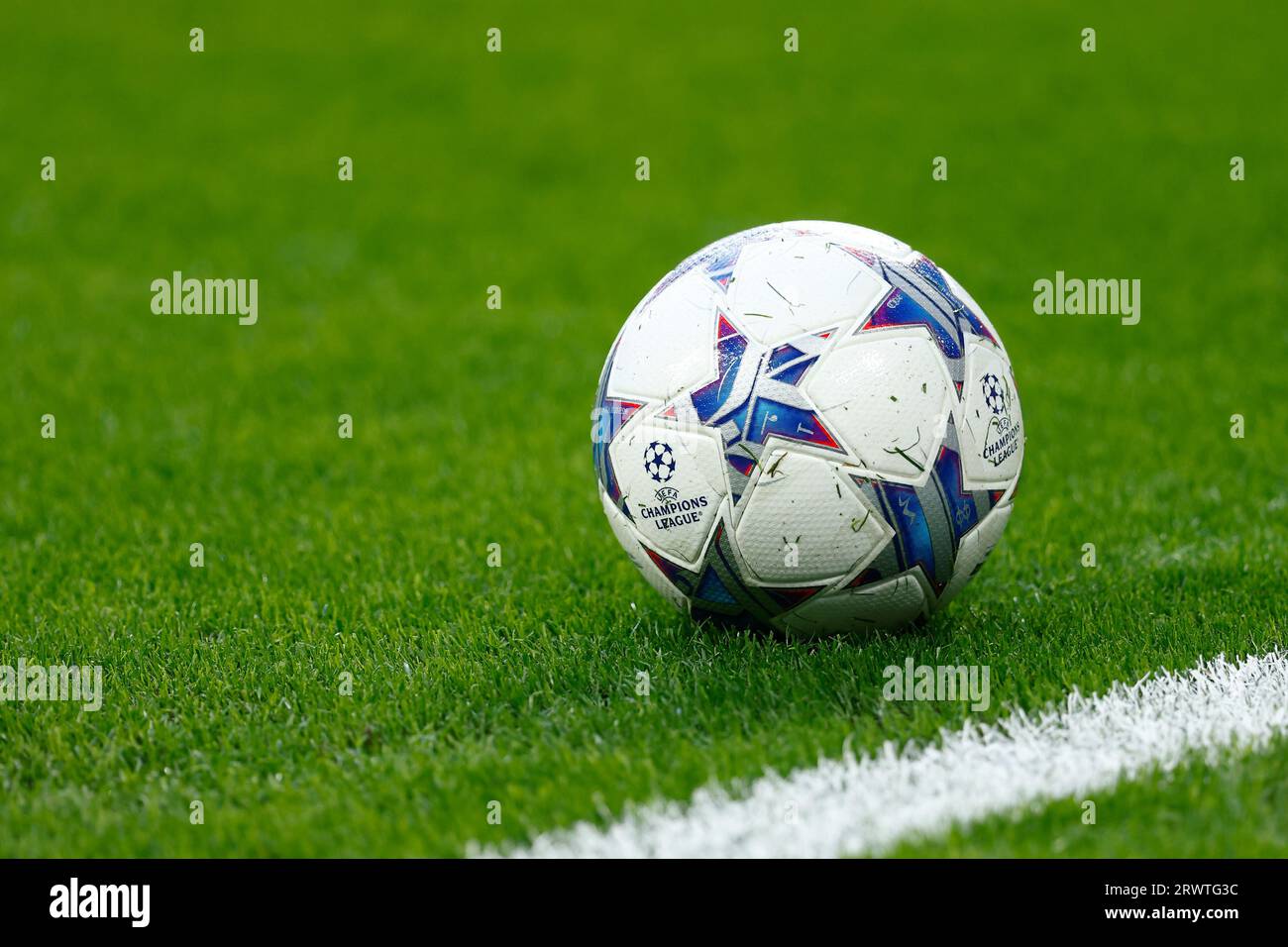 Uefa champions league group c football match hi-res stock photography ...