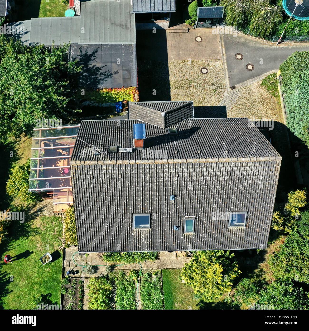 Aerial photograph of a single house hi-res stock photography and images ...