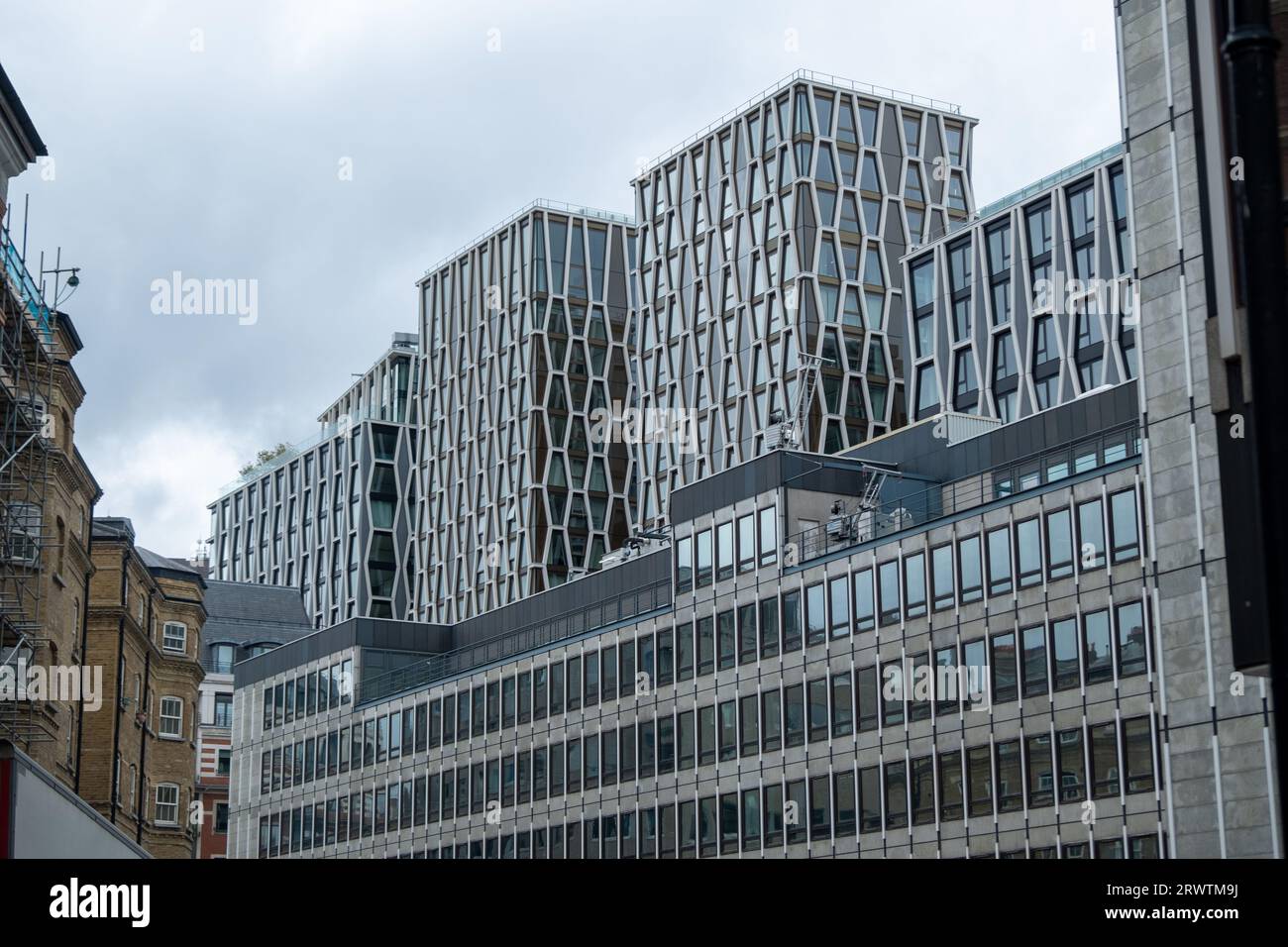 LONDON- SEPTEMBER, 18, 2023: Victoria Street office building ...