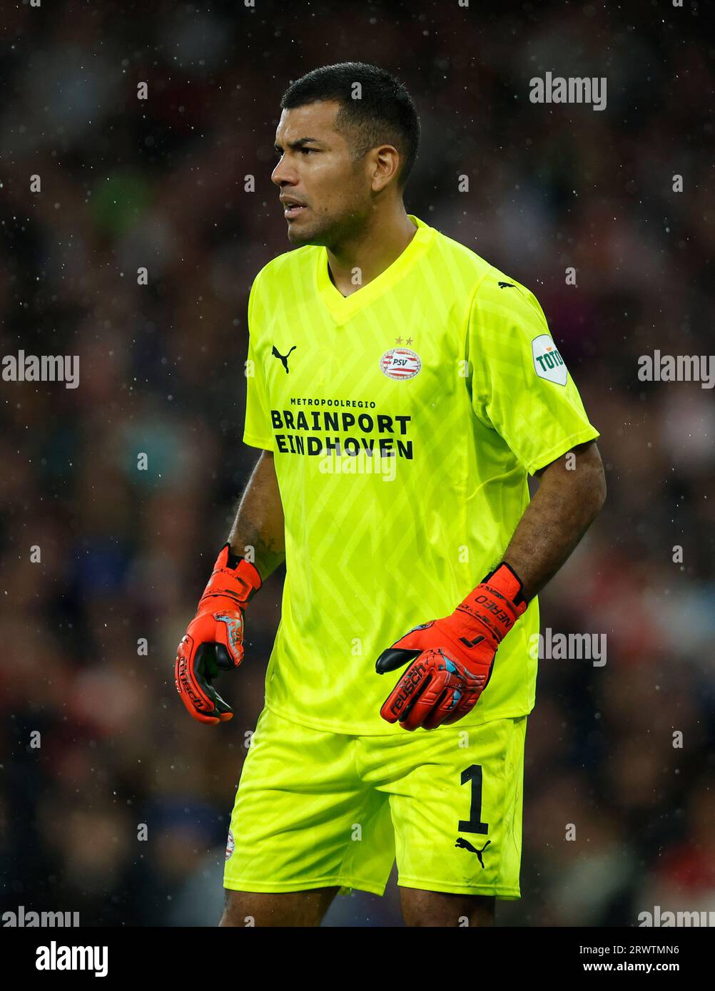 Walter benitez psv champions league hi-res stock photography and images ...