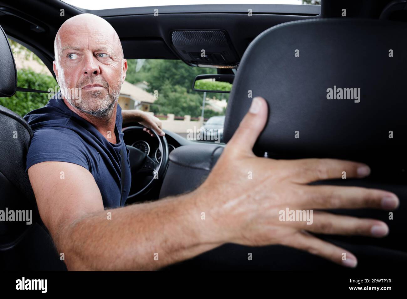 Night driving glasses hi-res stock photography and images - Alamy