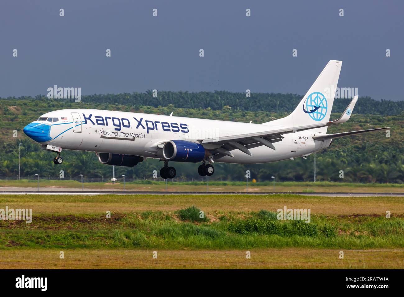 Boeing 737f hi-res stock photography and images - Alamy