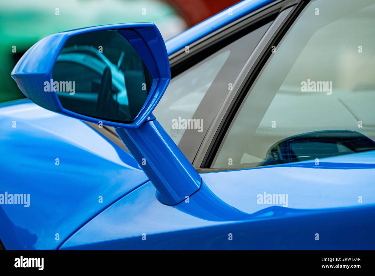 Lamborghini Huracan Width With Mirrors