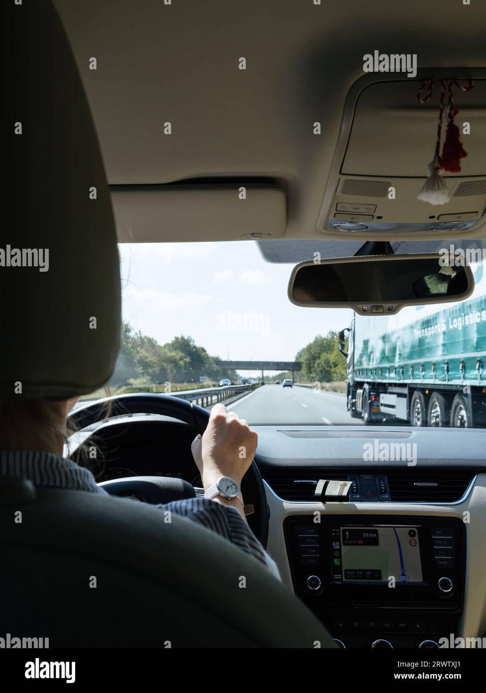 Steers a car hi-res stock photography and images - Alamy