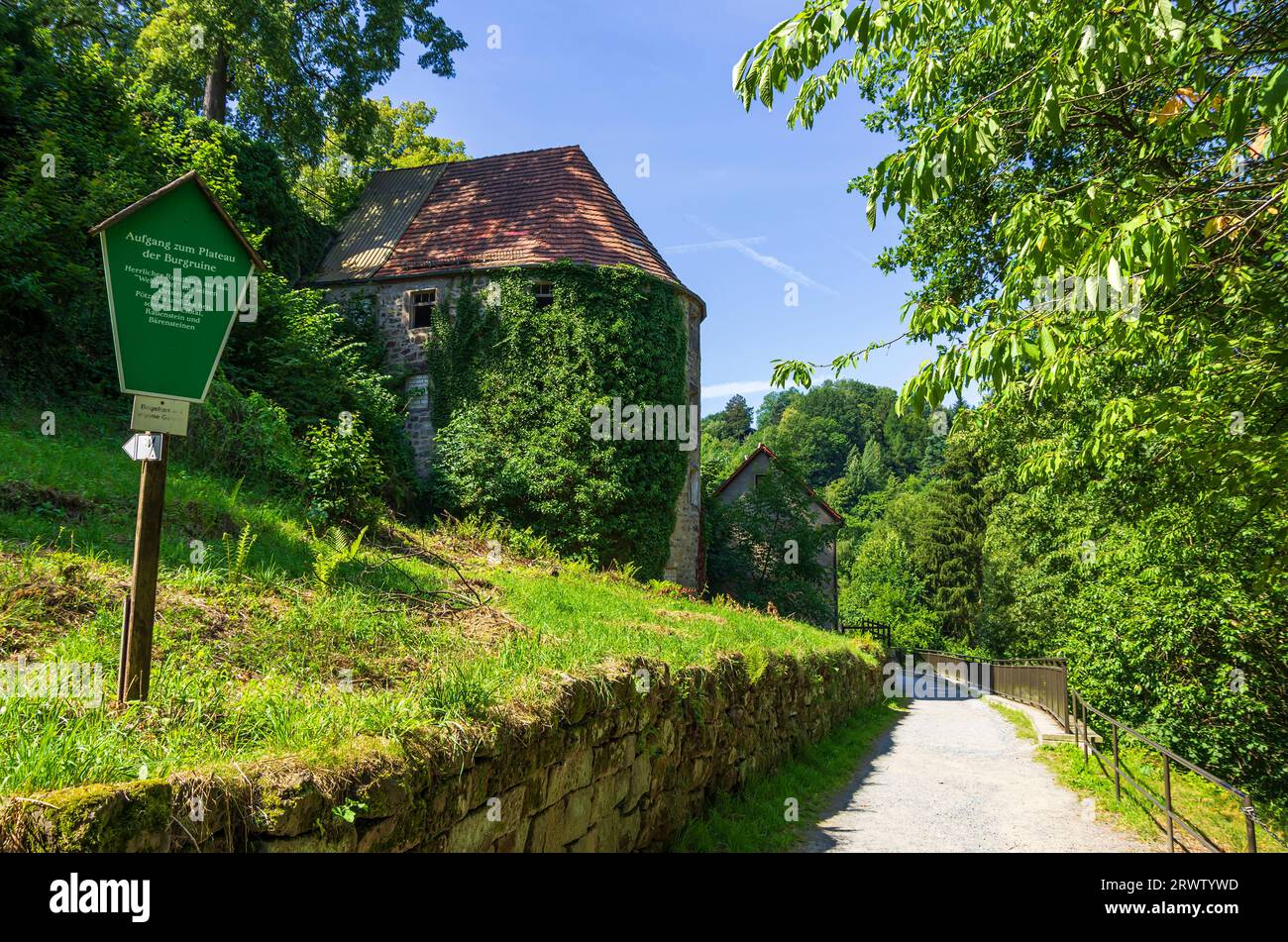 Ruins remains medieval hi-res stock photography and images - Alamy
