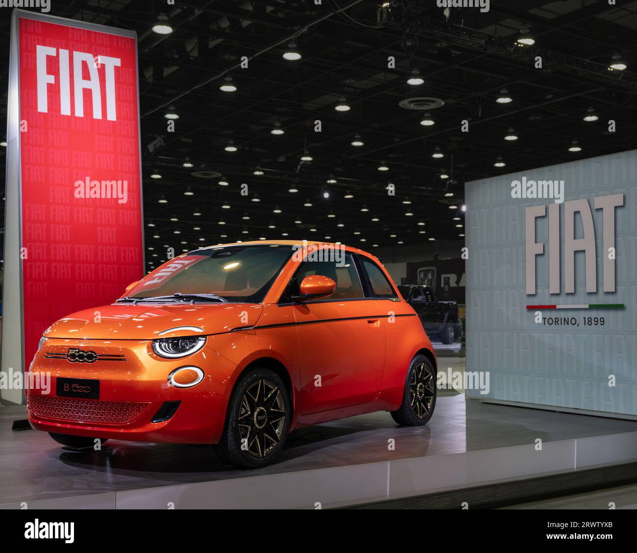 Modified fiat 500 hi-res stock photography and images - Alamy