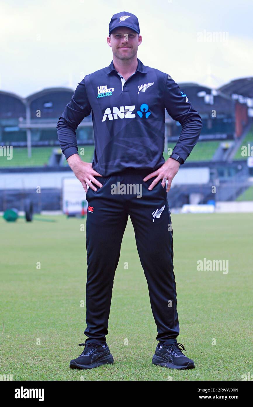 Lockie Ferguson New Zealand Team Captain posses gor photographs at ...