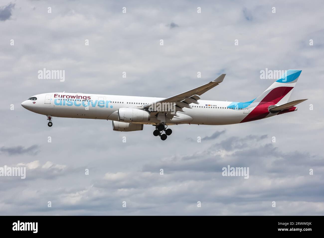 Discover airbus a330 300 hi-res stock photography and images - Alamy