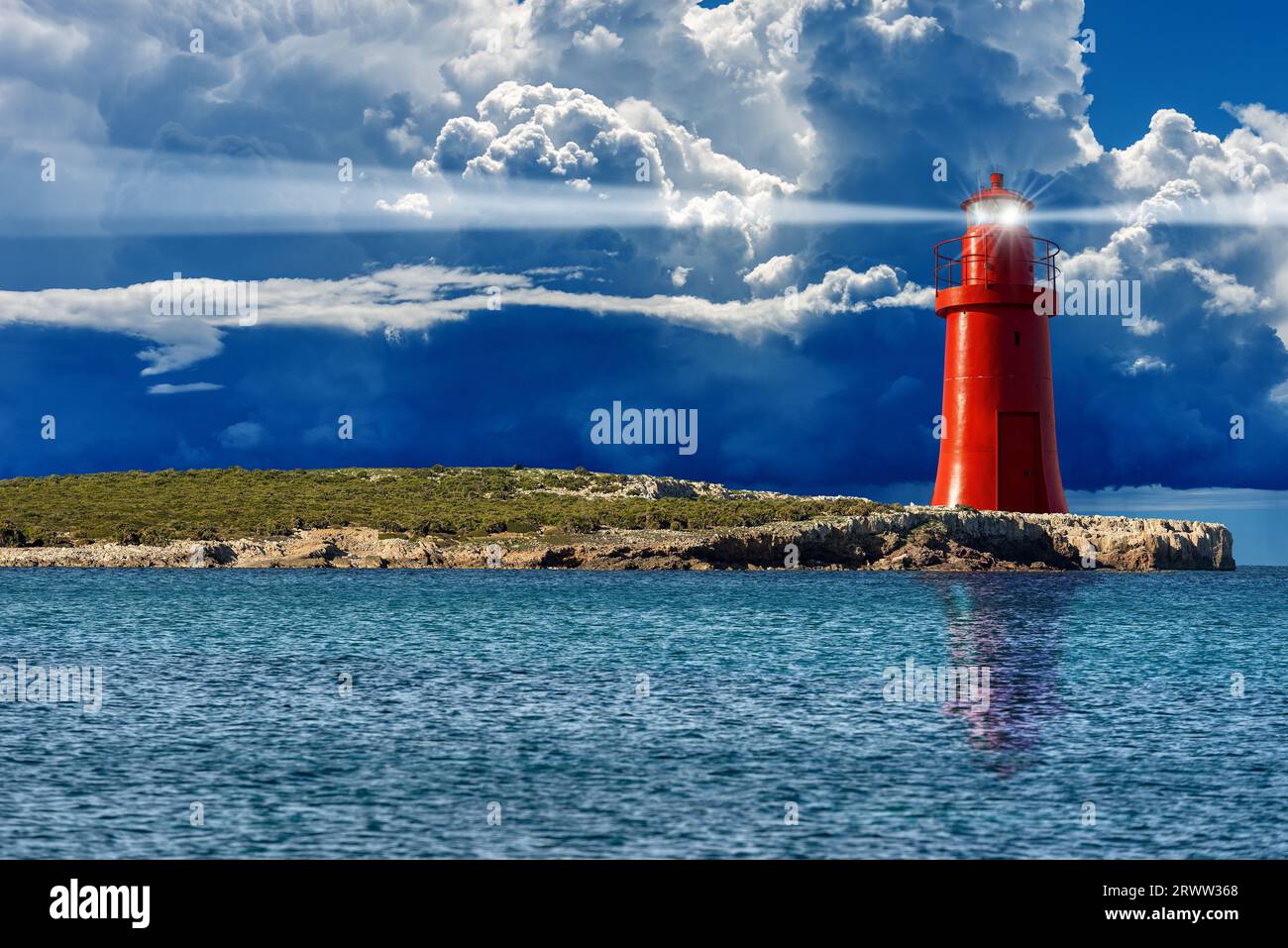 Beams light on sea hi-res stock photography and images - Alamy