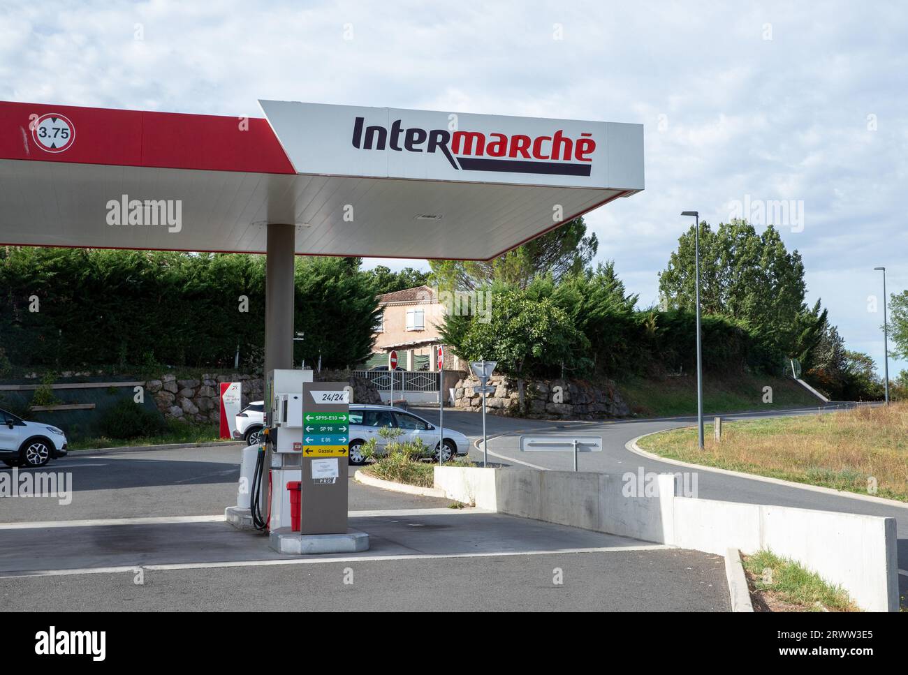 Fuel distributors hi-res stock photography and images - Alamy