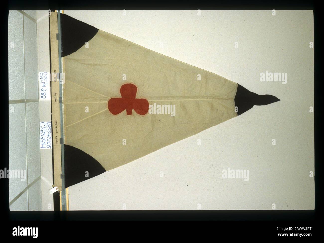 Designating flag. 4th Brigade, 1st Division, 2nd Army Corps. AF*25233H ...