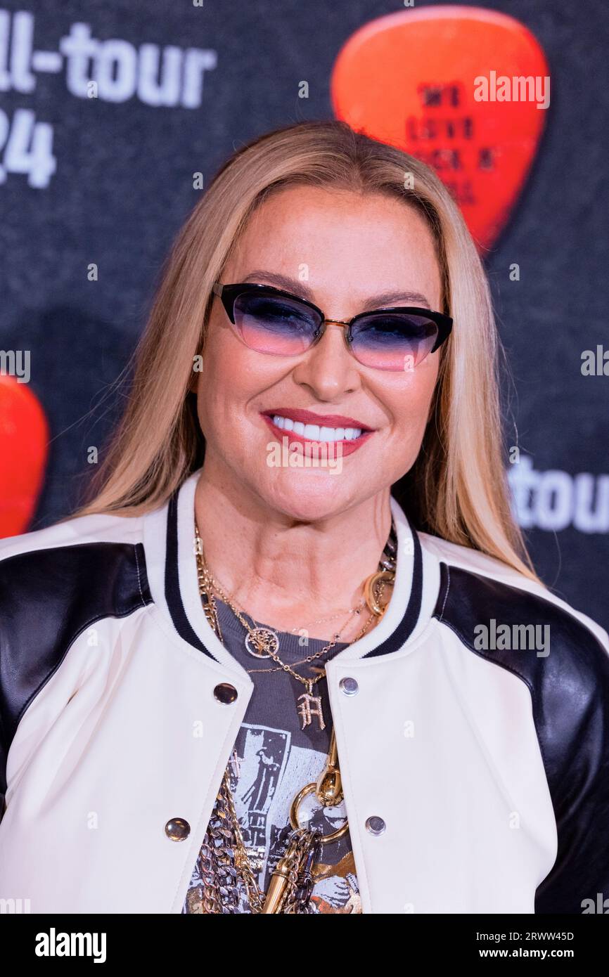 Cologne, Germany. 21st Sep, 2023. Anastacia, U.S. singer, stands in the ...