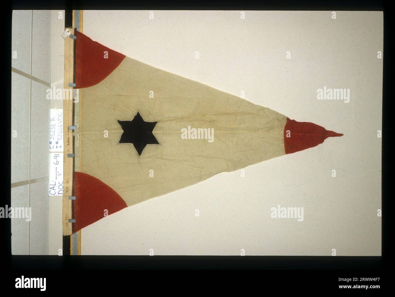 Designating flag. 4th Brigade, 3rd Division, 8th Army Corps. AF*25238R ...