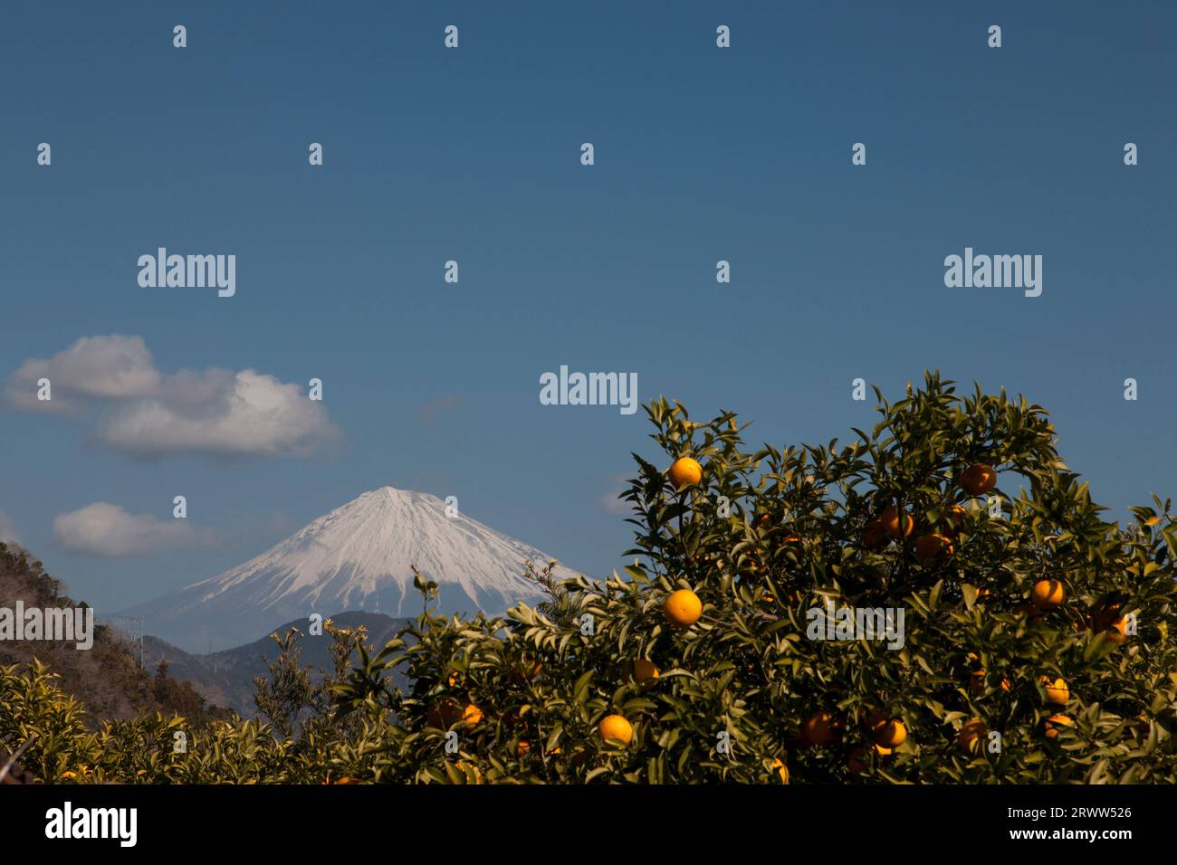 The satta pass hi-res stock photography and images - Alamy