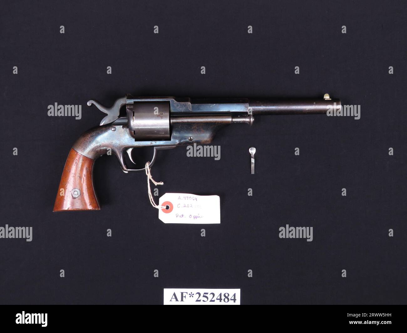 Patent model; revolver, centerfire, with disjoint piece. AF*252484 ...